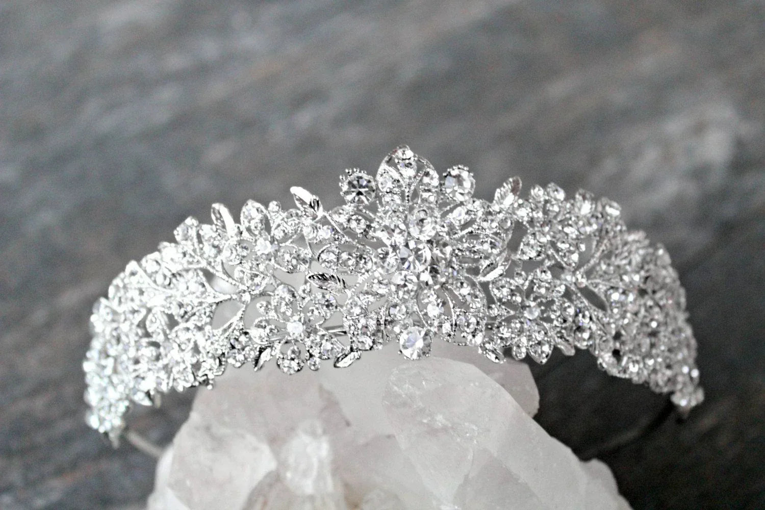 Stunning Bridal Tiaras to Add Sparkle to Your Wedding Look – Bella-Tiara