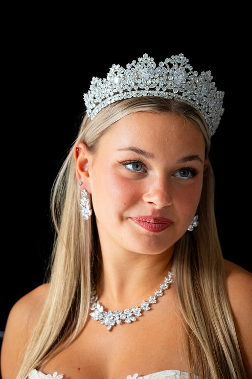 Lesa - Enchanting Swarovski crystal wedding tiara – Bella-Tiara